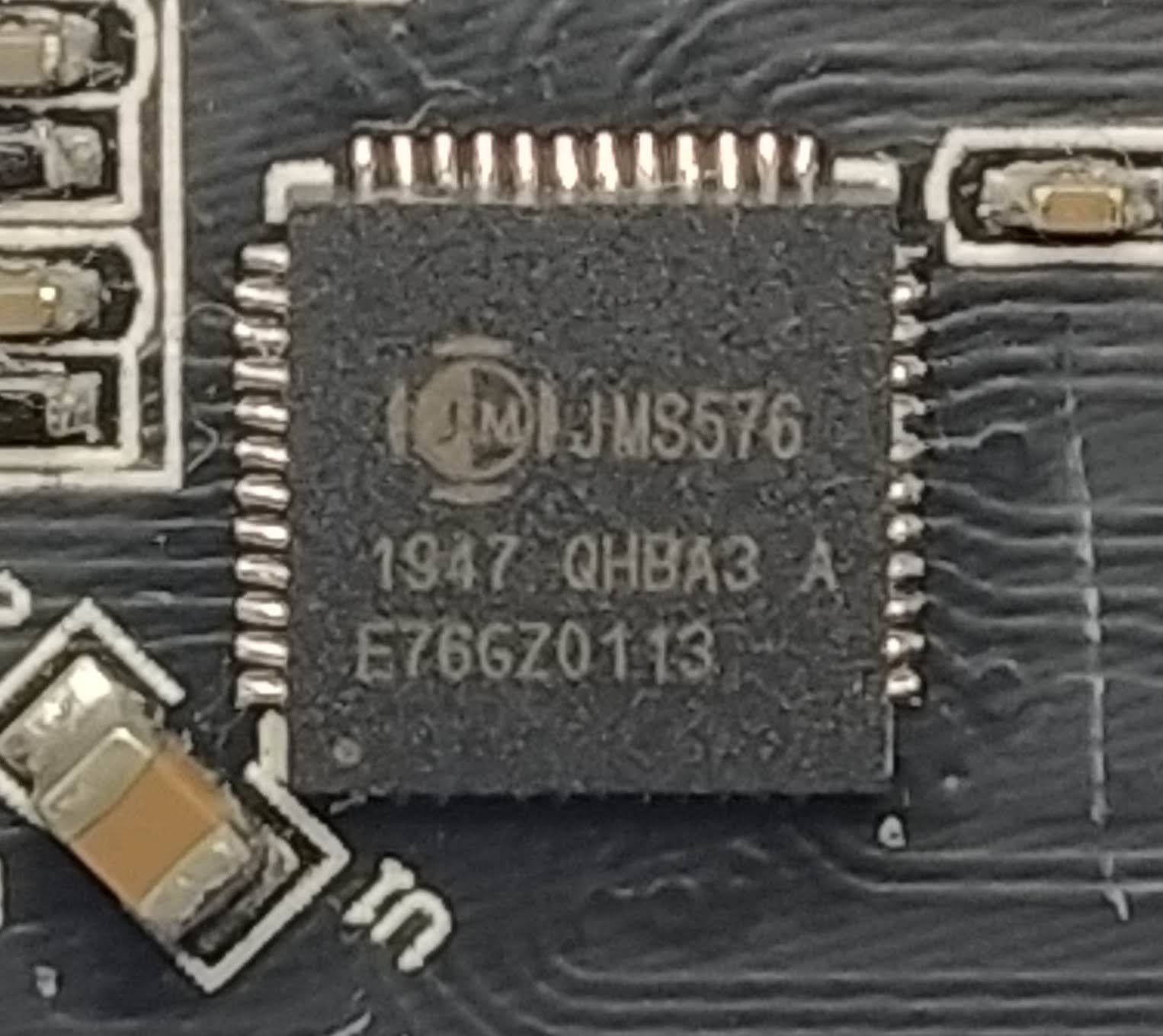 Şeffaf Type-C çıkışlı 2.5″ harddisk kutusu incelemesi | Teknominal